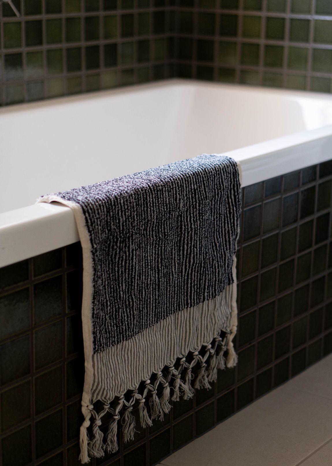 Milan Bath Mat Sample | Ottoloom
